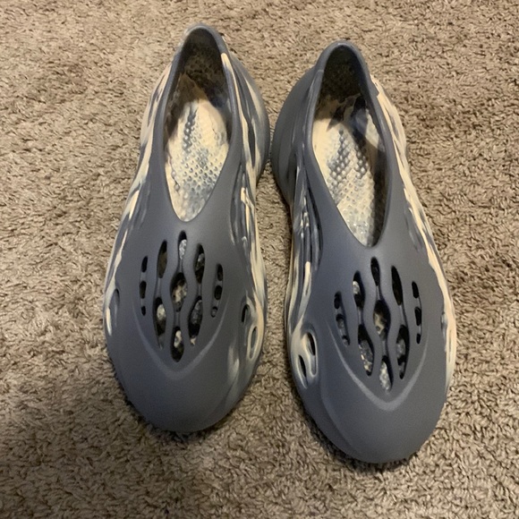 Yeezy | Shoes | Foam Runner Mxt Grey | Poshmark